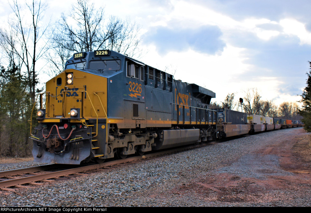 CSX 3226 Q192